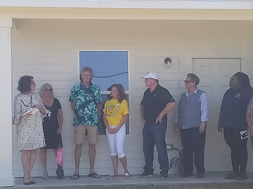 GLO/HAP awards Sandy and Randy Jumper their new home – Aransas County ...